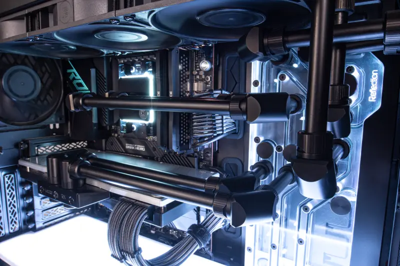 Get ABS with the New 8Pack Infin8 Gaming PC - Overclockers UK